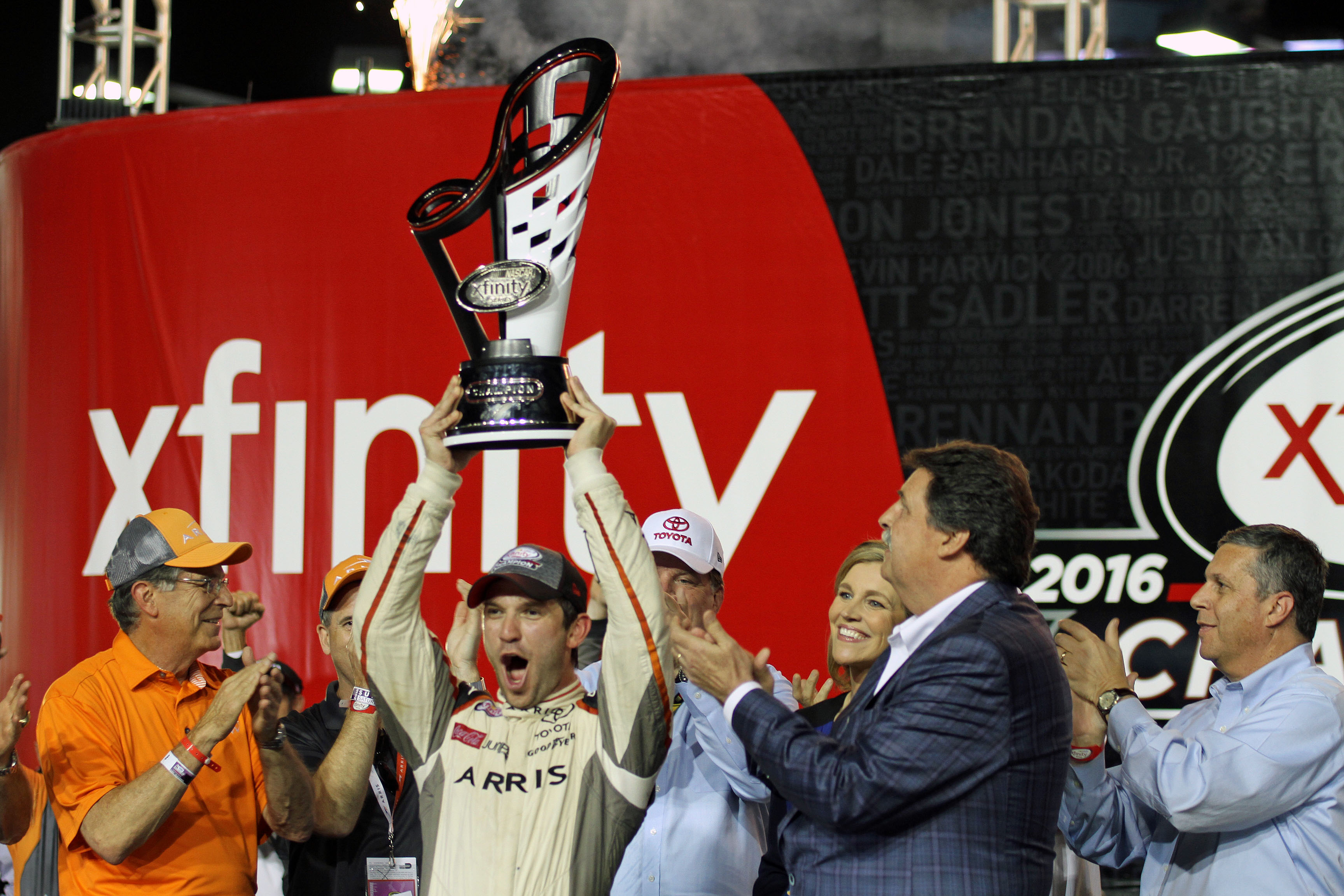 Daniel Suárez Wins 2016 NASCAR XFINITY Series Championship ...