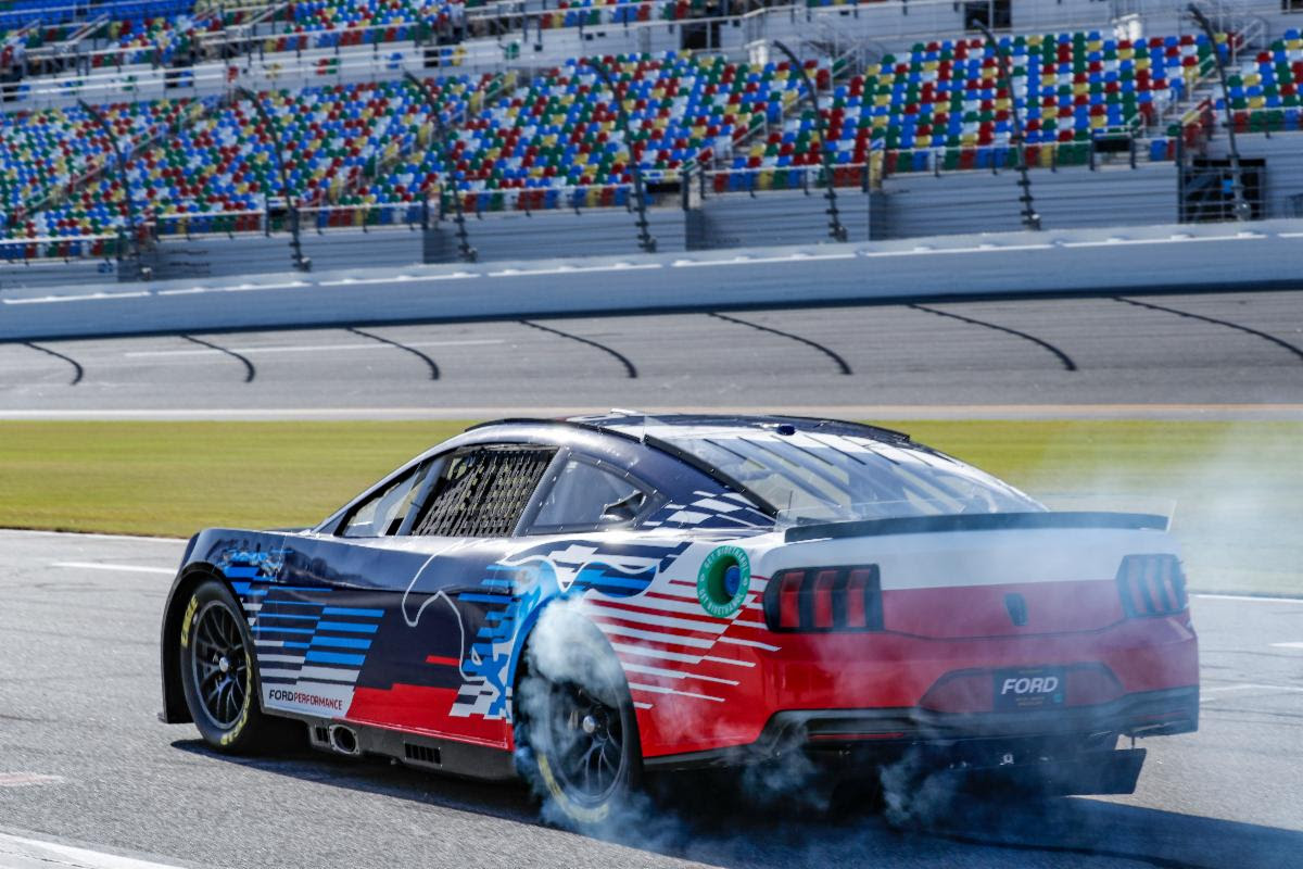 Ford Performance Debuts New Mustang For 2024 NASCAR Cup Series ...