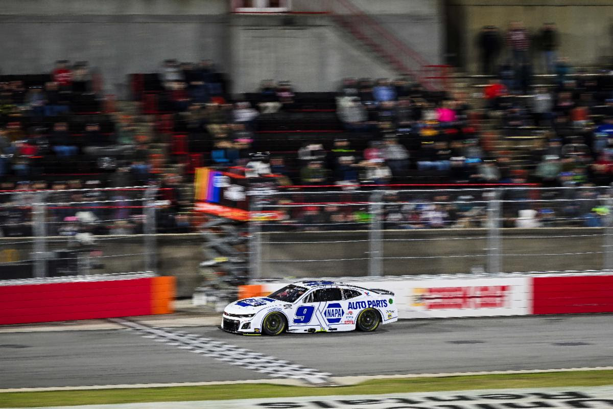 TEAM CHEVY NASCAR AT BOWMAN GRAY: Elliott Takes Heat Race Win, Pole Position for Clash Main ...