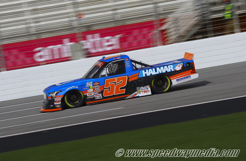 Kyle Busch edges Stewart Friesen for thrilling Truck victory at Atlanta ...