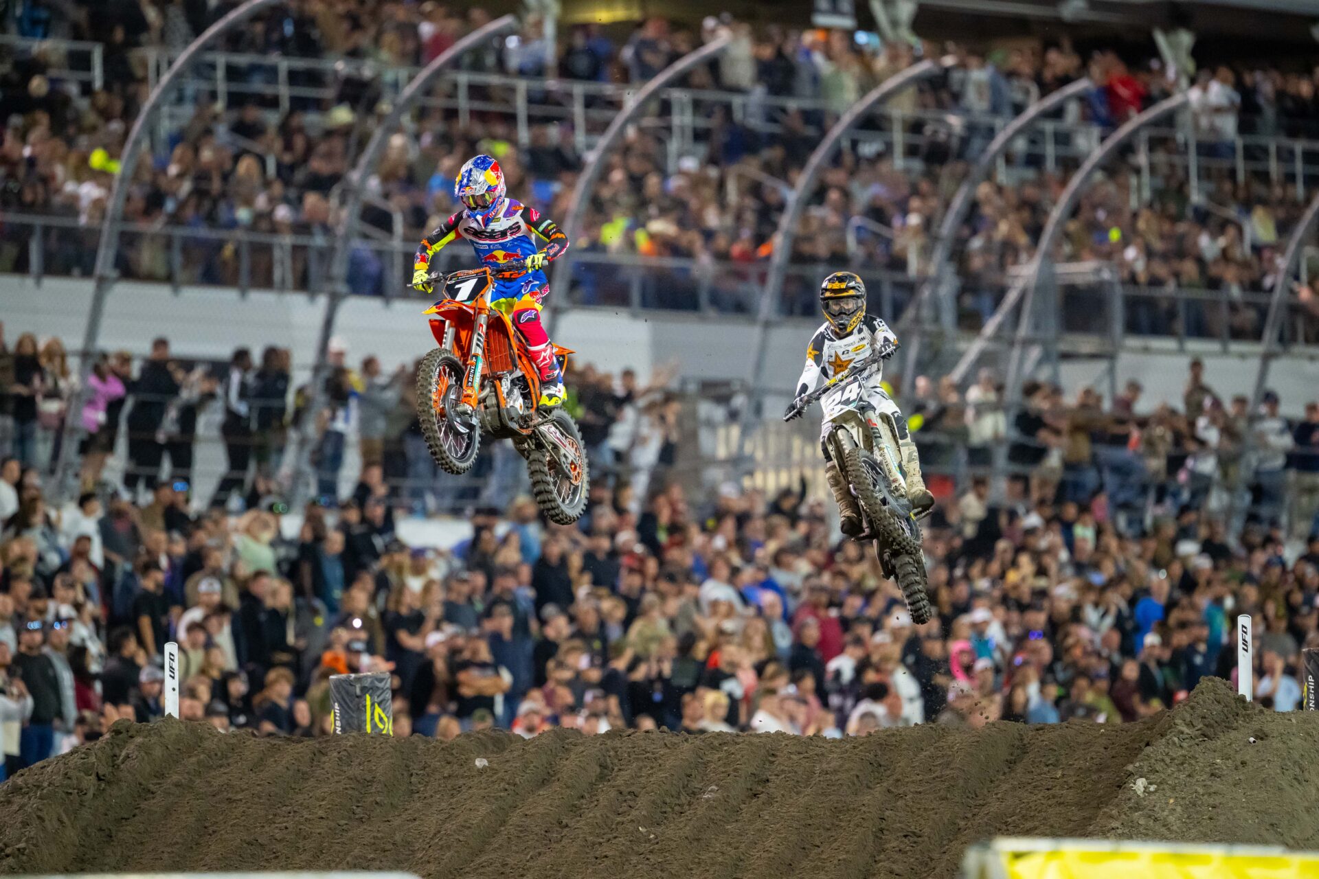 Ken Roczen Conquers Daytona Supercross - SpeedwayMedia.com