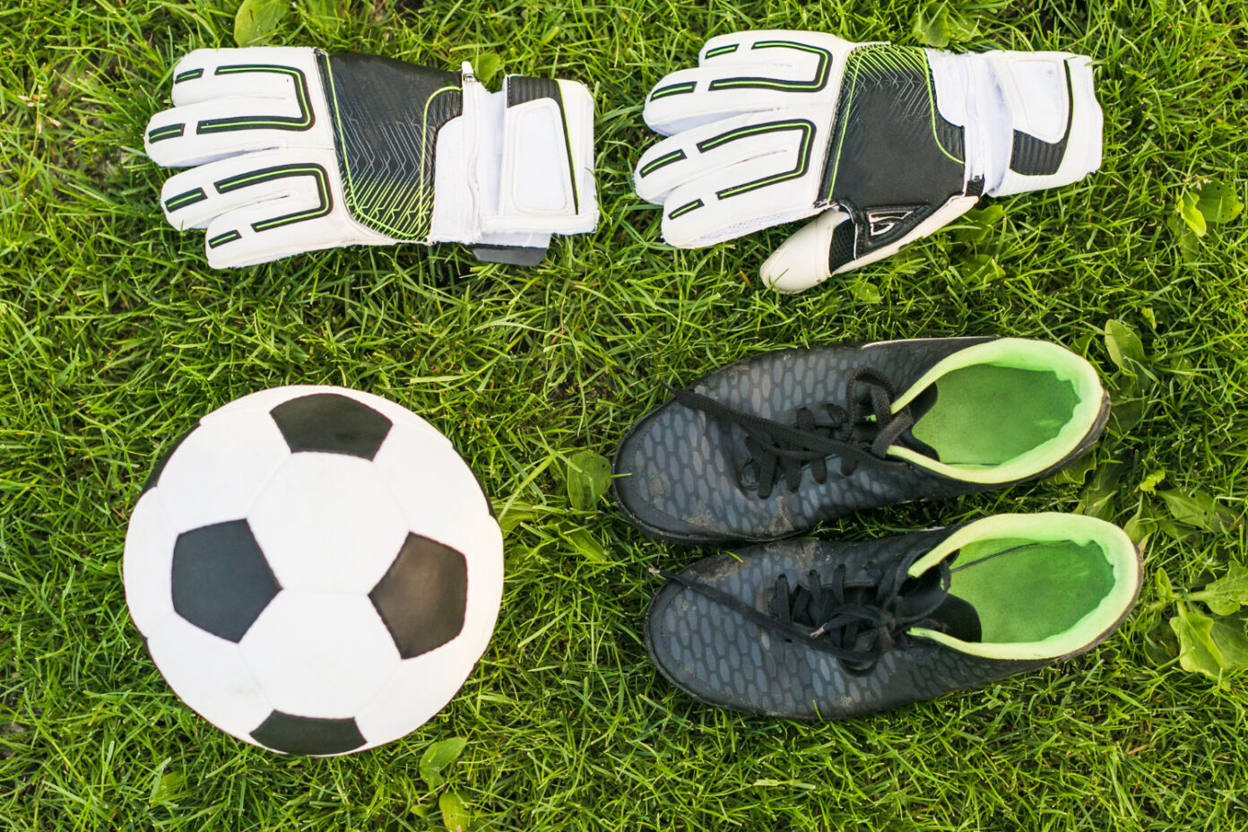 10 Most Expensive Football Boots and the Icons Who Wore Them ...